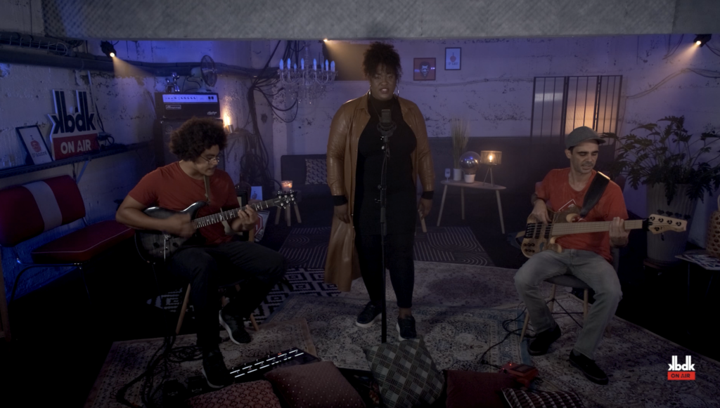 MIGUI | KbdkOnAir.com